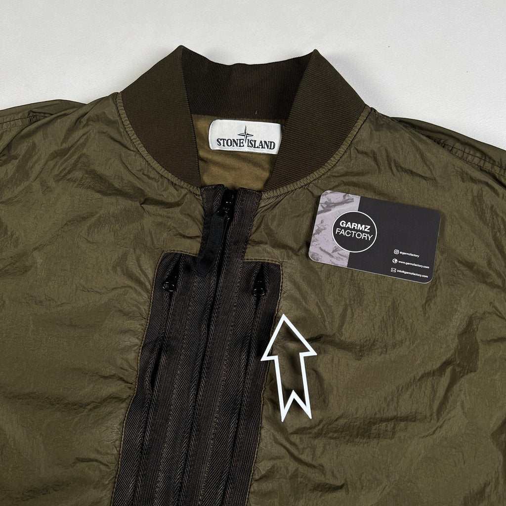 Stone Island crinkle reps bomber jacket green – Garmz Factory Stone Island crinkle reps bomber jacket green – Garmz Factory